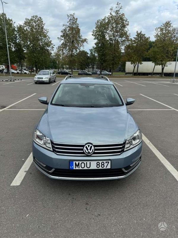 Pelēks Volkswagen Passat 2011 Kauņa, ar dzinēja tilpumu 1.39 L un nobraukumu 234 tūkst. km par 4400 €, foto 4 vietnē AUTOMOTO.COM.LV