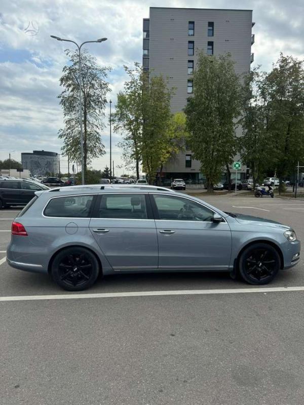 Pelēks Volkswagen Passat 2011 Kauņa, ar dzinēja tilpumu 1.39 L un nobraukumu 234 tūkst. km par 4400 €, foto 5 vietnē AUTOMOTO.COM.LV