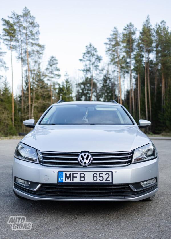 Pelēks Volkswagen Passat 2011 Šalčininkai, ar dzinēja tilpumu 1.60 L un nobraukumu 246 tūkst. km par 3800 €, foto 3 vietnē AUTOMOTO.COM.LV