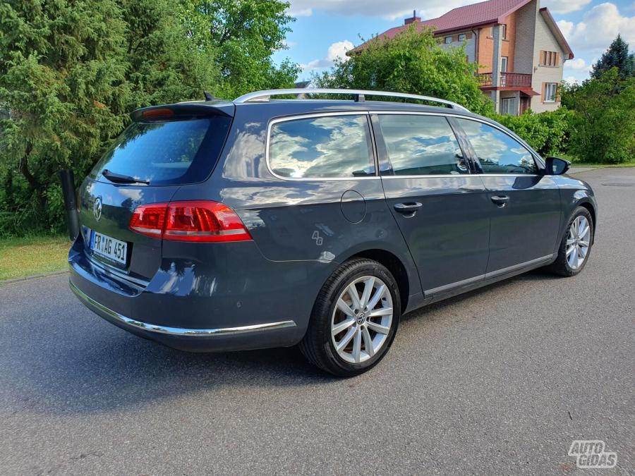 Pelēks Volkswagen Passat 2011 Kauņa, ar dzinēja tilpumu 2.00 L un nobraukumu 350 tūkst. km par 5350 €, foto 3 vietnē AUTOMOTO.COM.LV