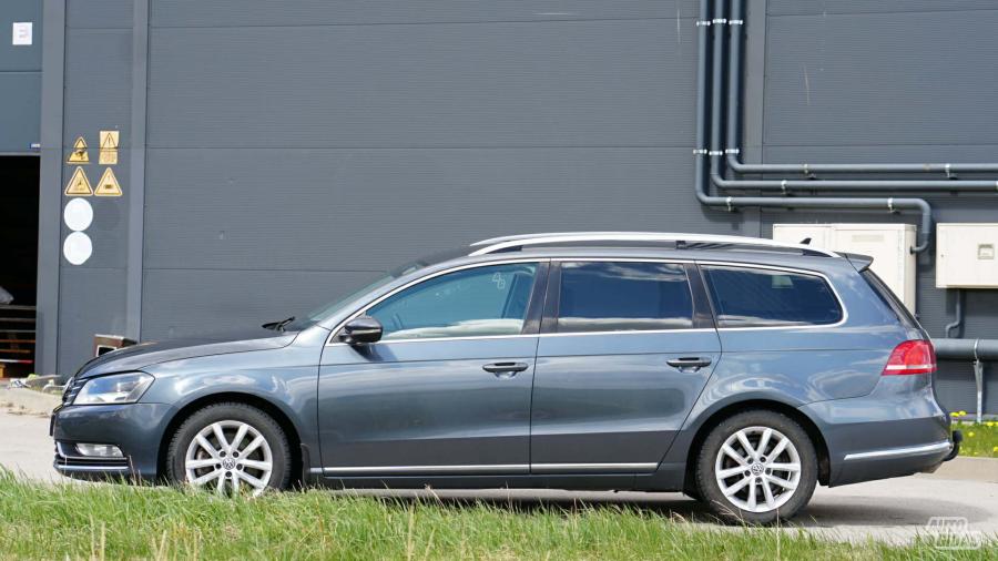 Pelēks Volkswagen Passat 2011 Kauņa, ar dzinēja tilpumu 2.00 L un nobraukumu 349 tūkst. km par 4800 €, foto 24 vietnē AUTOMOTO.COM.LV