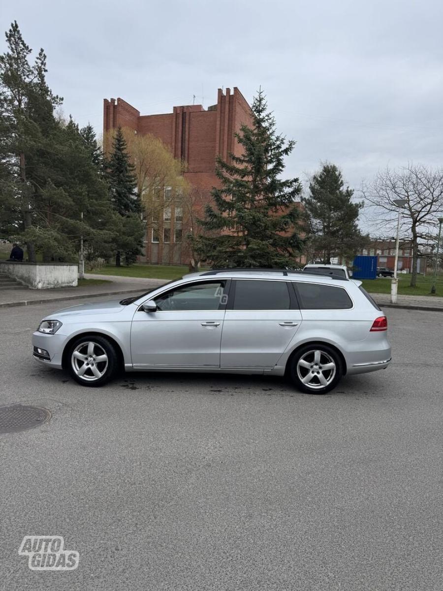 Grey Volkswagen Passat 2011 in Klaipeda, with an engine capacity of 2.00 L and mileage of 409 thousand km for 2600 €, photo 7 on AUTOMOTO.COM.LV