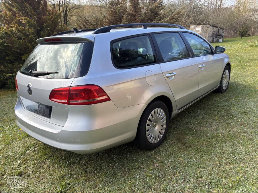 Pelēks Volkswagen Passat 2011 Kauņa, ar dzinēja tilpumu 2.00 L un nobraukumu 313 tūkst. km par 4700 €, foto 5 vietnē AUTOMOTO.COM.LV