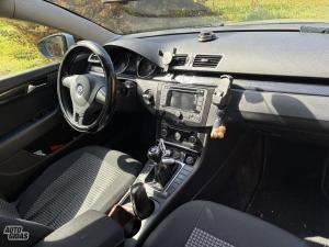 Pelēks Volkswagen Passat 2011 Kauņa, ar dzinēja tilpumu 2.00 L un nobraukumu 313 tūkst. km par 4700 €, foto 12 vietnē AUTOMOTO.COM.LV