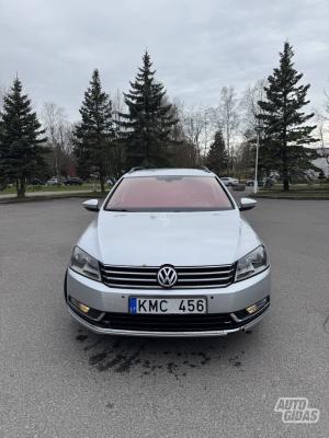Pelēks Volkswagen Passat 2011 Klaipėda, ar dzinēja tilpumu 2.00 L un nobraukumu 408 tūkst. km par 2500 €, foto 3 vietnē AUTOMOTO.COM.LV
