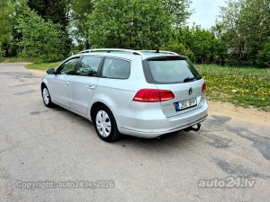 Pelēks Volkswagen Passat 2011 Tallina, ar dzinēja tilpumu 1.60 L un nobraukumu 401 tūkst. km par 1990 €, foto 5 vietnē AUTOMOTO.COM.LV