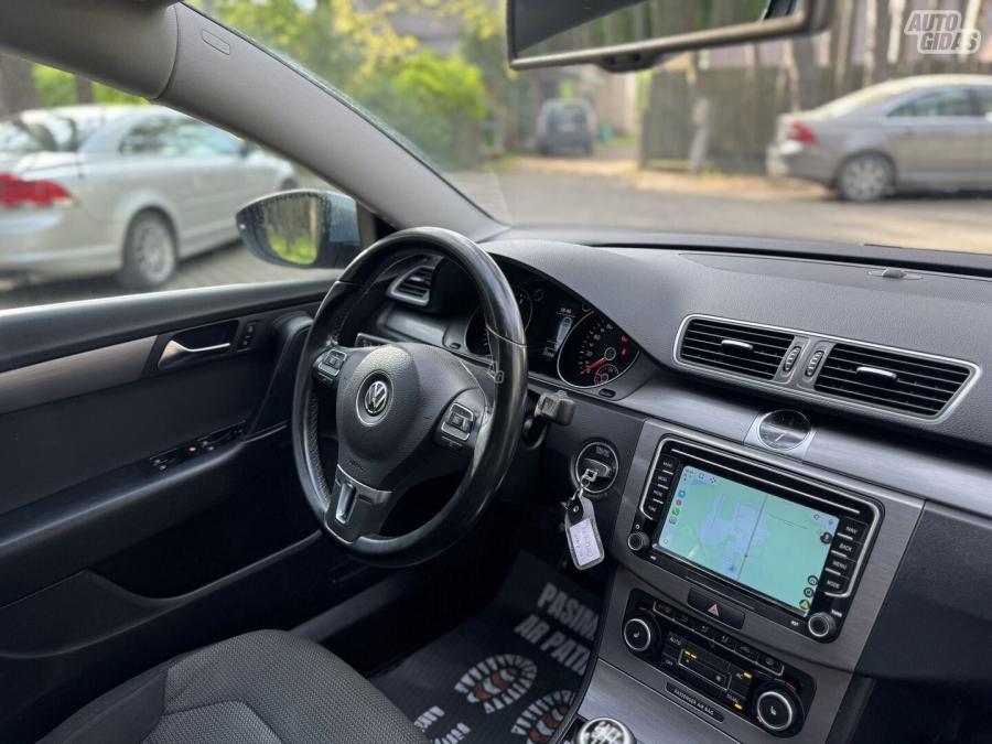 Pelēks Volkswagen Passat 2011 Kauņa, ar dzinēja tilpumu 1.60 L un nobraukumu 269 tūkst. km par 4999 €, foto 12 vietnē AUTOMOTO.COM.LV
