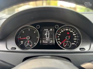 Pelēks Volkswagen Passat 2011 Kauņa, ar dzinēja tilpumu 1.60 L un nobraukumu 269 tūkst. km par 4999 €, foto 14 vietnē AUTOMOTO.COM.LV