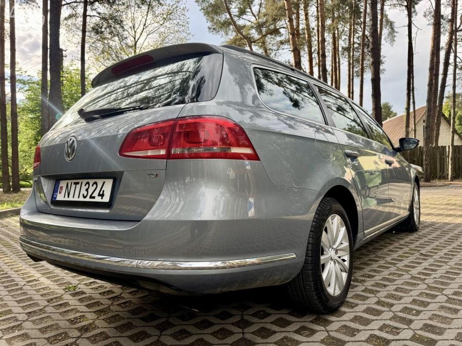 Pelēks Volkswagen Passat 2011 Kauņa, ar dzinēja tilpumu 1.60 L un nobraukumu 269 tūkst. km par 4999 €, foto 20 vietnē AUTOMOTO.COM.LV
