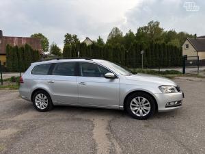 Grey Volkswagen Passat 2011 in Joniskis, with an engine capacity of 1.60 L and mileage of 194 thousand km for 3800 €, photo 3 on AUTOMOTO.COM.LV