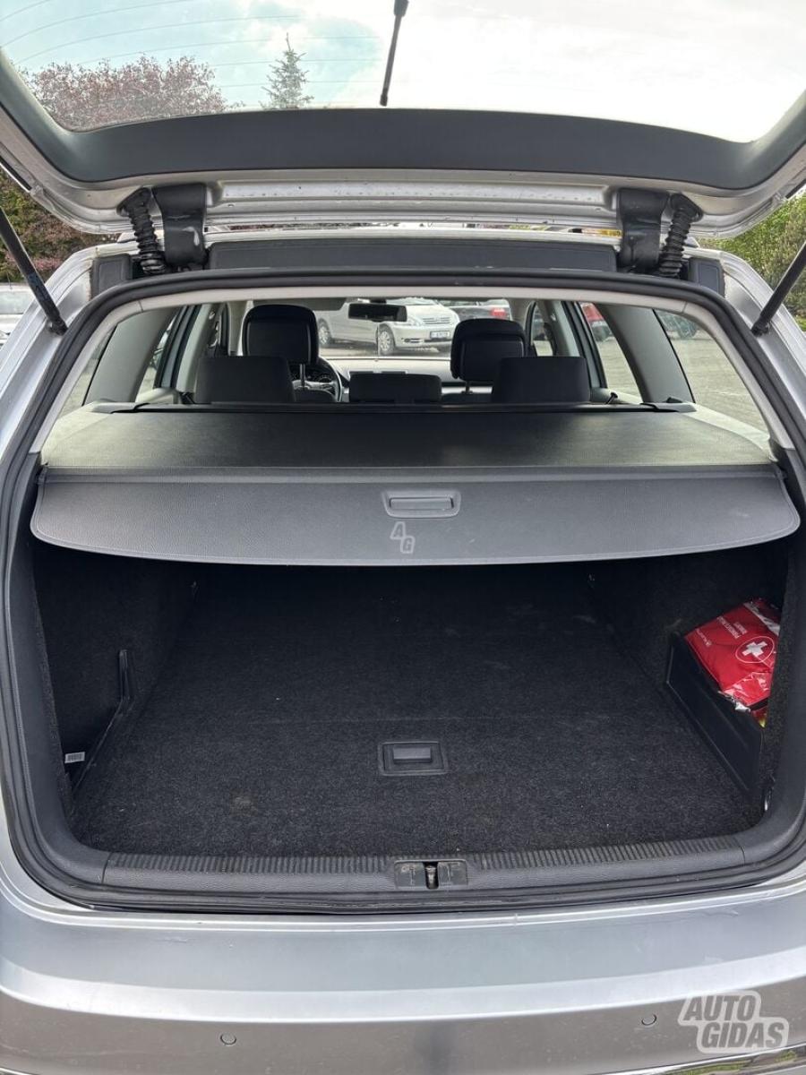 Grey Volkswagen Passat 2011 in Joniskis, with an engine capacity of 1.60 L and mileage of 194 thousand km for 3800 €, photo 8 on AUTOMOTO.COM.LV