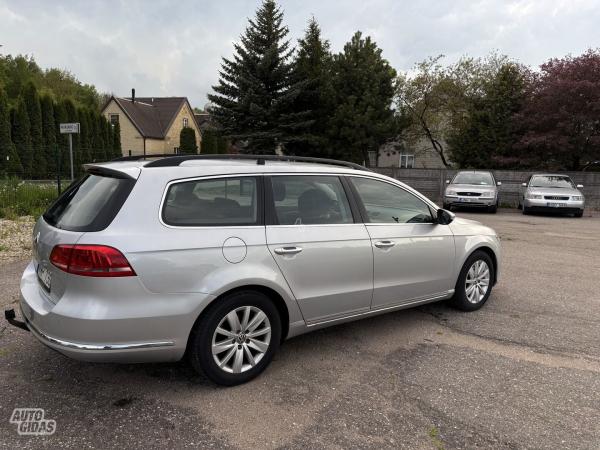 Grey Volkswagen Passat 2011 in Joniskis, with an engine capacity of 1.60 L and mileage of 194 thousand km for 3800 €, photo 8 on AUTOMOTO.COM.LV