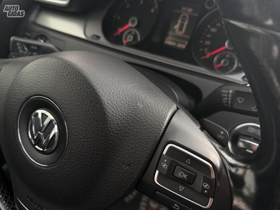 Pelēks Volkswagen Passat 2011 Viļņa, ar dzinēja tilpumu 2.00 L un nobraukumu 460 tūkst. km par 3500 €, foto 18 vietnē AUTOMOTO.COM.LV