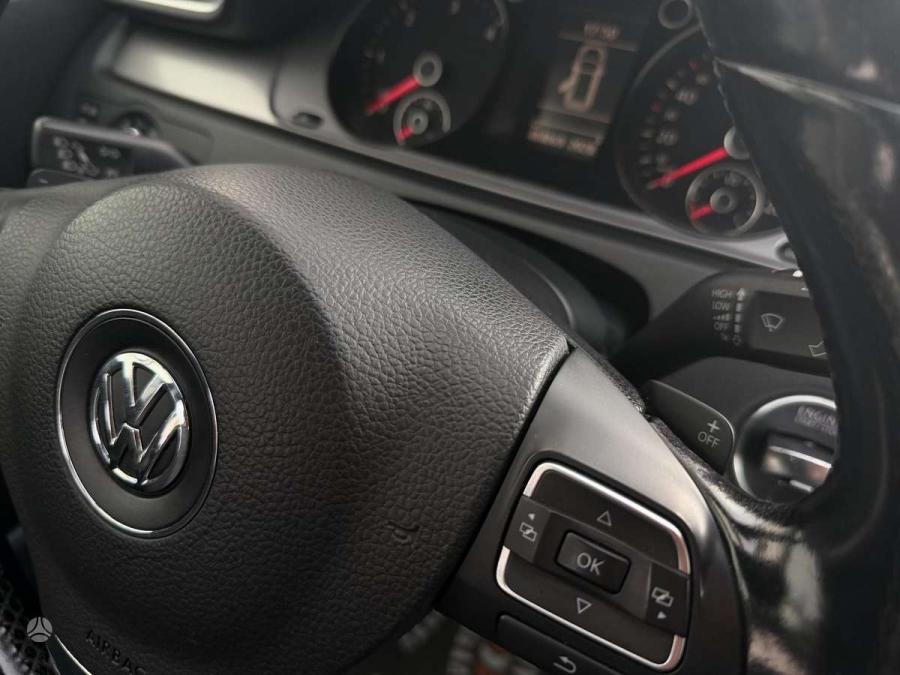 Pelēks Volkswagen Passat 2011 Viļņa, ar dzinēja tilpumu 1.97 L un nobraukumu 459 tūkst. km par 3490 €, foto 22 vietnē AUTOMOTO.COM.LV