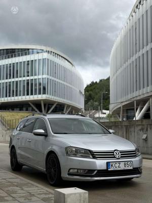 Pelēks Volkswagen Passat 2011 Viļņa, ar dzinēja tilpumu 1.97 L un nobraukumu 330 tūkst. km par 5000 €, foto 3 vietnē AUTOMOTO.COM.LV