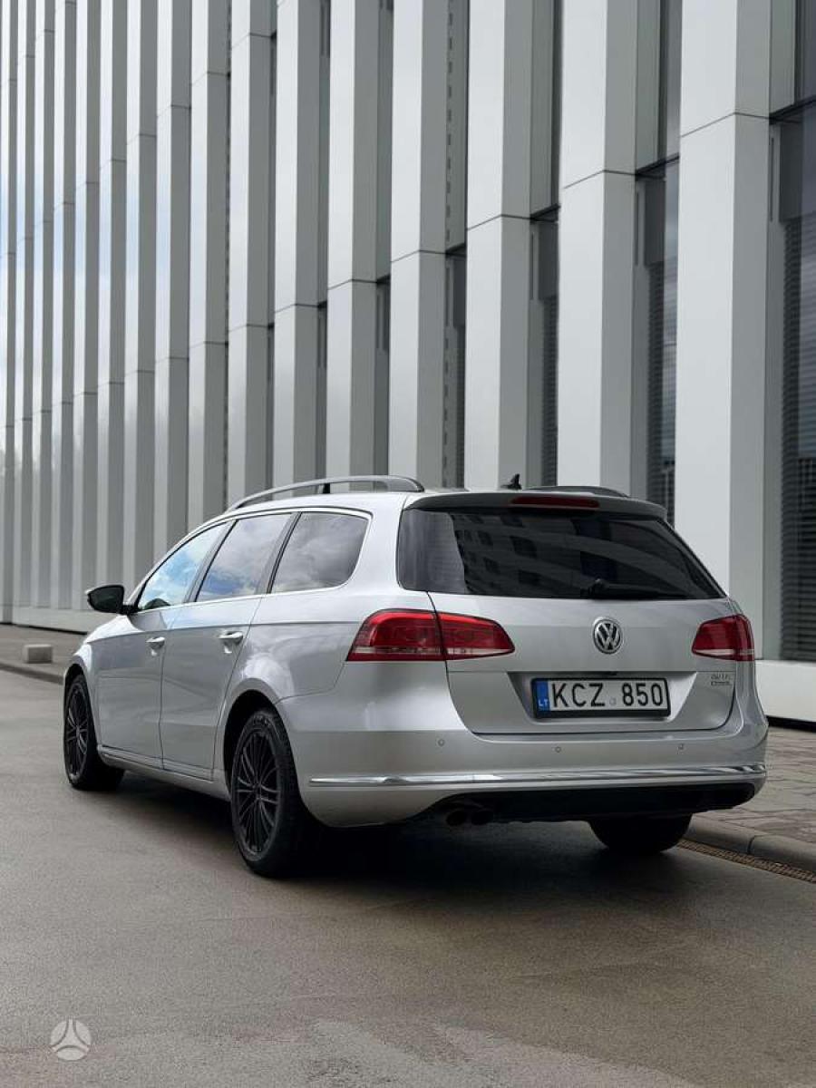 Pelēks Volkswagen Passat 2011 Viļņa, ar dzinēja tilpumu 1.97 L un nobraukumu 330 tūkst. km par 5000 €, foto 5 vietnē AUTOMOTO.COM.LV