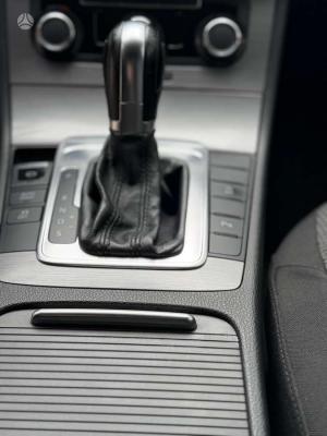 Pelēks Volkswagen Passat 2011 Viļņa, ar dzinēja tilpumu 1.97 L un nobraukumu 330 tūkst. km par 5000 €, foto 11 vietnē AUTOMOTO.COM.LV
