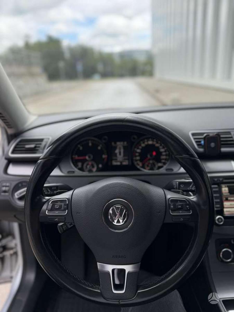 Pelēks Volkswagen Passat 2011 Viļņa, ar dzinēja tilpumu 1.97 L un nobraukumu 330 tūkst. km par 5000 €, foto 14 vietnē AUTOMOTO.COM.LV
