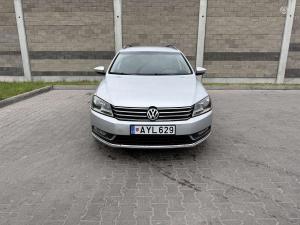 Grey Volkswagen Passat 2011 in Vilnius, with an engine capacity of 1.60 L and mileage of 249 thousand km for 4000 €, photo 3 on AUTOMOTO.COM.LV