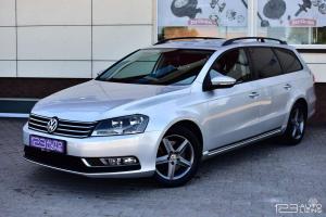 Grey Volkswagen Passat 2011 in Kretinga, with an engine capacity of 1.60 L and mileage of 274 thousand km for 4999 €, photo  on AUTOMOTO.COM.LV