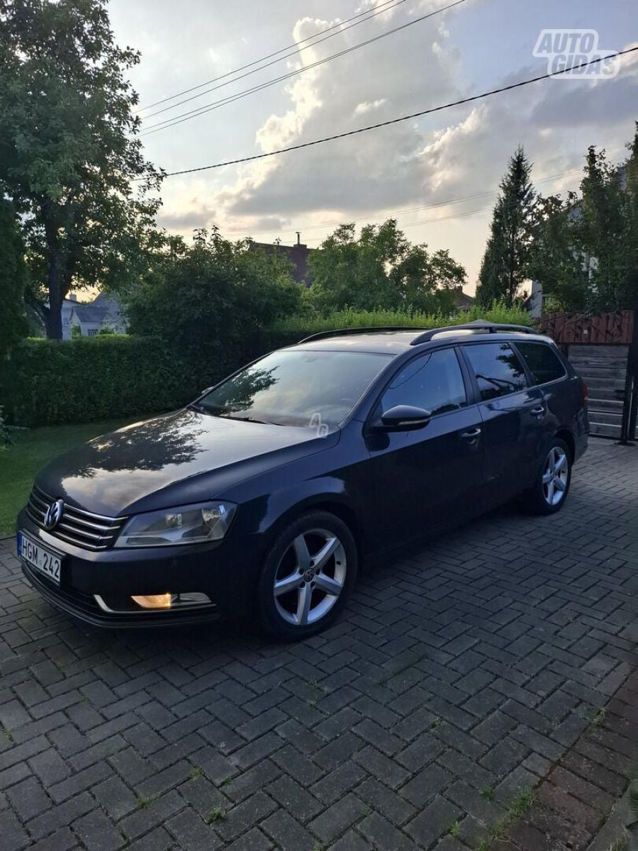 Pelēks Volkswagen Passat 2011 Viļņa, ar dzinēja tilpumu 1.60 L un nobraukumu 327 tūkst. km par 3800 €, foto 5 vietnē AUTOMOTO.COM.LV