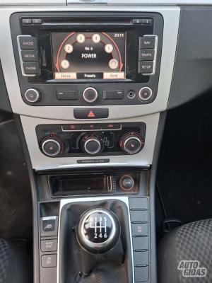 Pelēks Volkswagen Passat 2011 Viļņa, ar dzinēja tilpumu 1.60 L un nobraukumu 327 tūkst. km par 3800 €, foto 12 vietnē AUTOMOTO.COM.LV