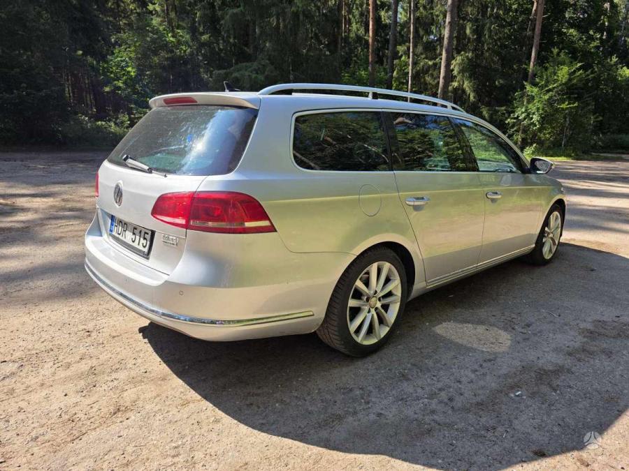 Grey Volkswagen Passat 2011 in Vilnius, with an engine capacity of 2.00 L and mileage of 265 thousand km for 4400 €, photo 8 on AUTOMOTO.COM.LV