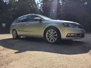 Grey Volkswagen Passat 2011 in Vilnius, with an engine capacity of 2.00 L and mileage of 265 thousand km for 4400 €, photo 11 on AUTOMOTO.COM.LV