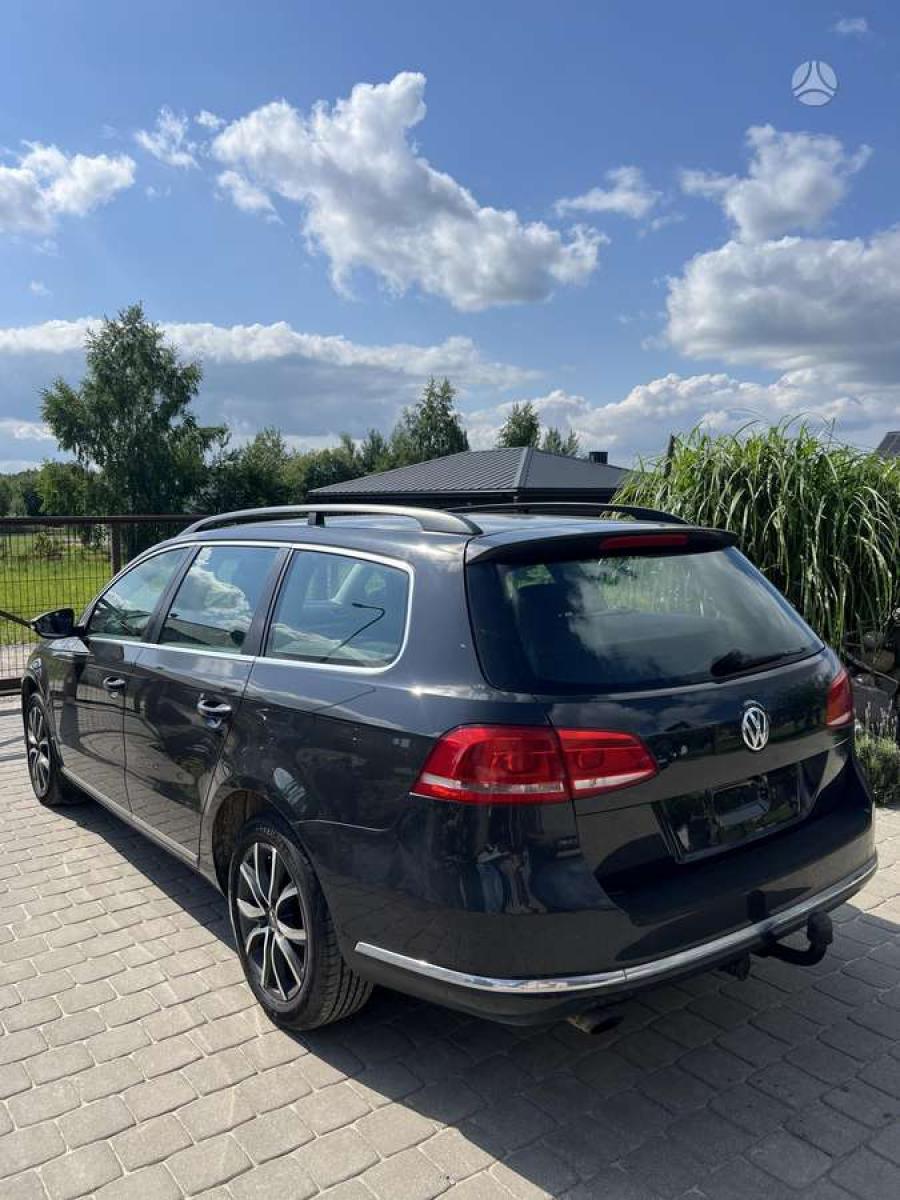 Pelēks Volkswagen Passat 2011 Kauņa, ar dzinēja tilpumu 1.39 L un nobraukumu 237 tūkst. km par 4650 €, foto 4 vietnē AUTOMOTO.COM.LV