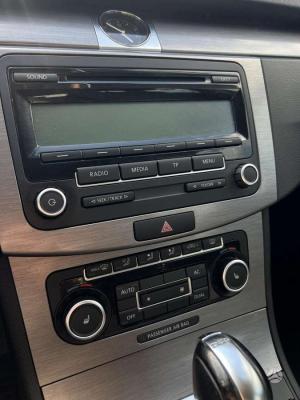 Pelēks Volkswagen Passat 2011 Kauņa, ar dzinēja tilpumu 1.39 L un nobraukumu 237 tūkst. km par 4650 €, foto 11 vietnē AUTOMOTO.COM.LV