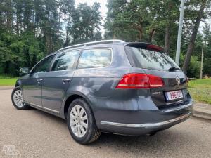 Pelēks Volkswagen Passat 2011 Ignalina, ar dzinēja tilpumu 1.90 L un nobraukumu 212 tūkst. km par 4650 €, foto 5 vietnē AUTOMOTO.COM.LV