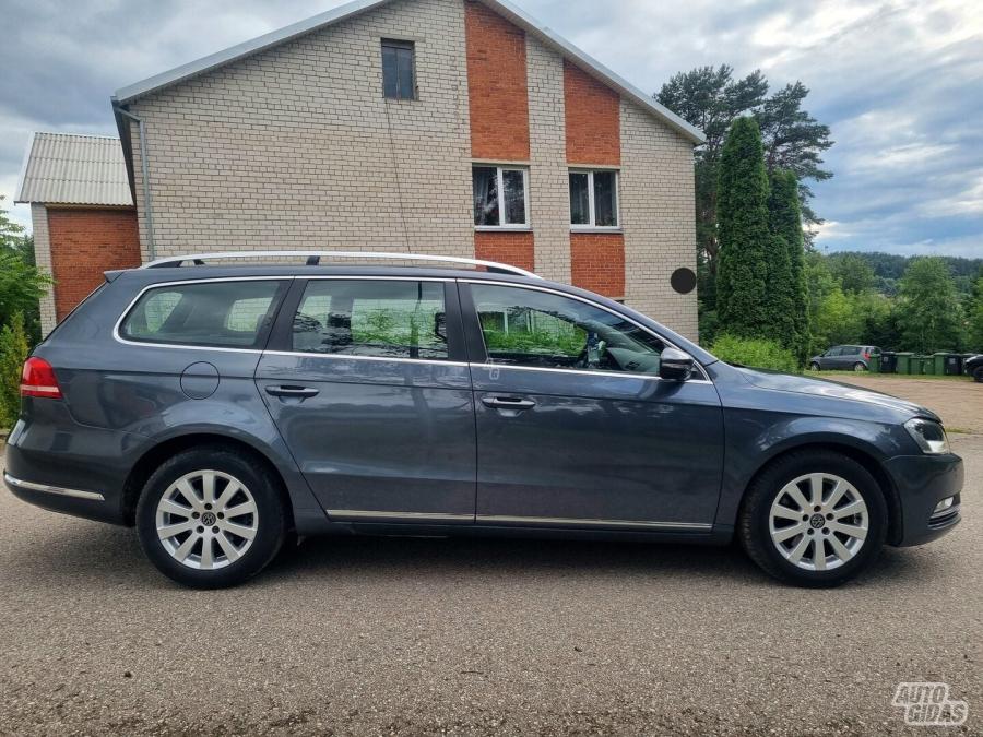 Pelēks Volkswagen Passat 2011 Ignalina, ar dzinēja tilpumu 1.90 L un nobraukumu 212 tūkst. km par 4650 €, foto 7 vietnē AUTOMOTO.COM.LV