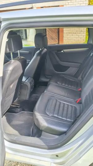 Pelēks Volkswagen Passat 2011 Bauska, ar dzinēja tilpumu 2.00 L un nobraukumu 294 tūkst. km par 3600 €, foto 3 vietnē AUTOMOTO.COM.LV