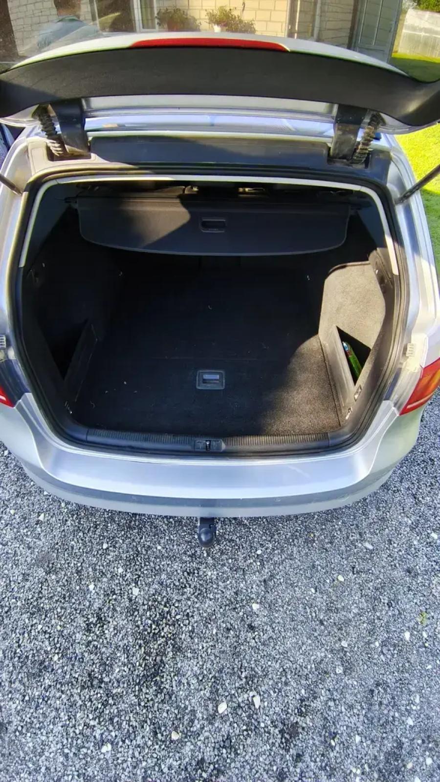 Pelēks Volkswagen Passat 2011 Bauska, ar dzinēja tilpumu 2.00 L un nobraukumu 294 tūkst. km par 3600 €, foto 8 vietnē AUTOMOTO.COM.LV