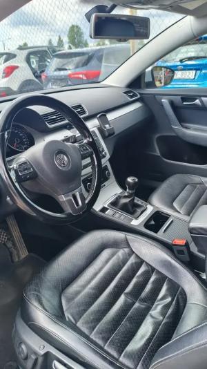 Pelēks Volkswagen Passat 2011 Bauska, ar dzinēja tilpumu 2.00 L un nobraukumu 294 tūkst. km par 3600 €, foto 11 vietnē AUTOMOTO.COM.LV