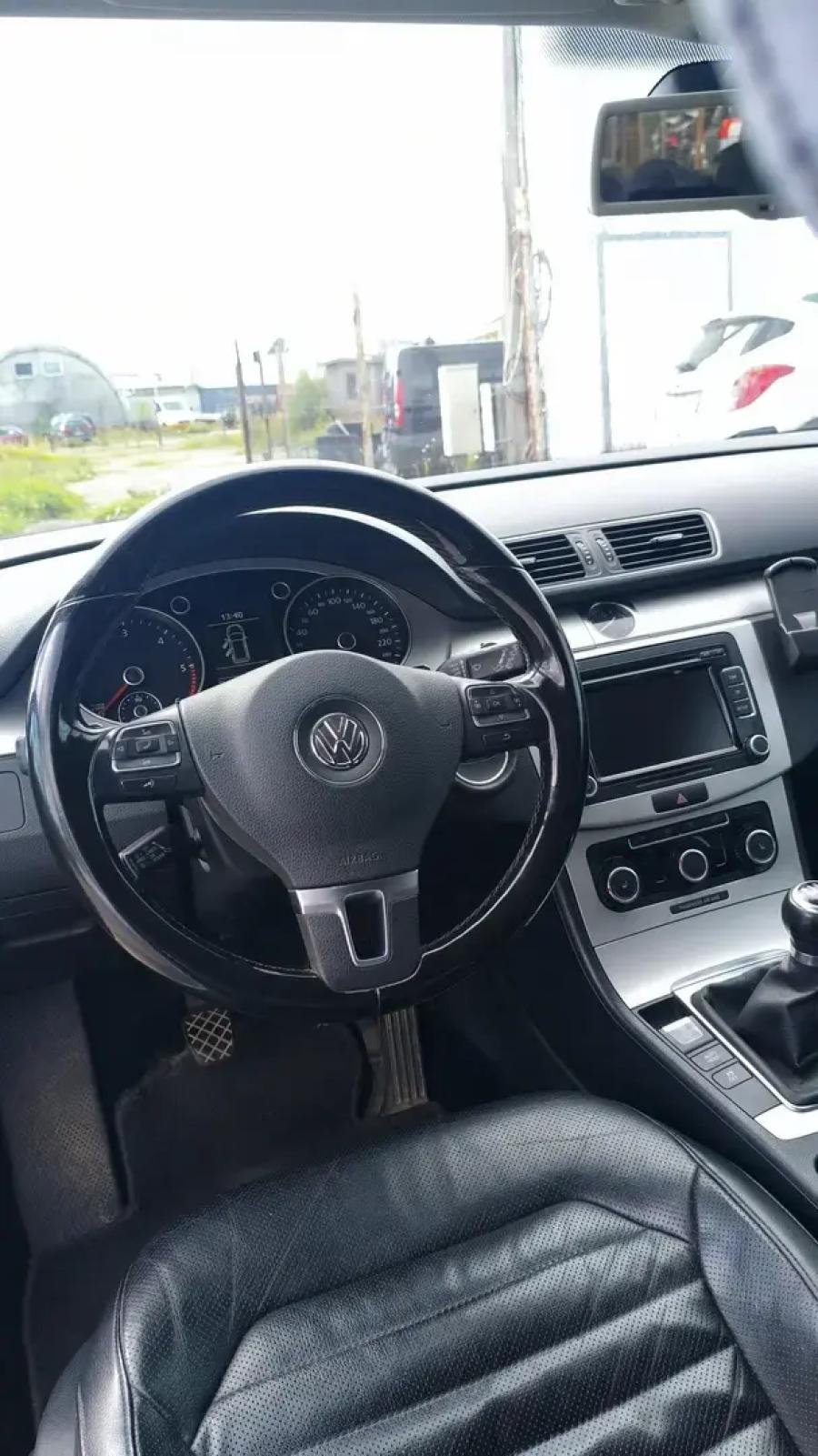 Pelēks Volkswagen Passat 2011 Bauska, ar dzinēja tilpumu 2.00 L un nobraukumu 294 tūkst. km par 3600 €, foto 12 vietnē AUTOMOTO.COM.LV