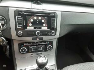 Grey Volkswagen Passat 2011 in Kazlu Ruda, with an engine capacity of 1.97 L and mileage of 383 thousand km for 3900 €, photo 21 on AUTOMOTO.COM.LV