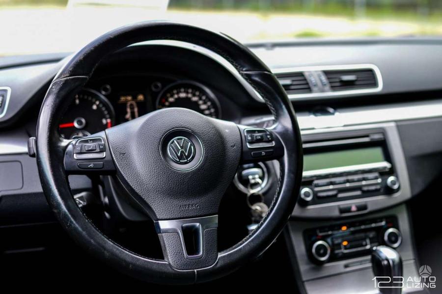 Pelēks Volkswagen Passat 2011 Kretinga, ar dzinēja tilpumu 2.00 L un nobraukumu 267 tūkst. km par 5750 €, foto 15 vietnē AUTOMOTO.COM.LV