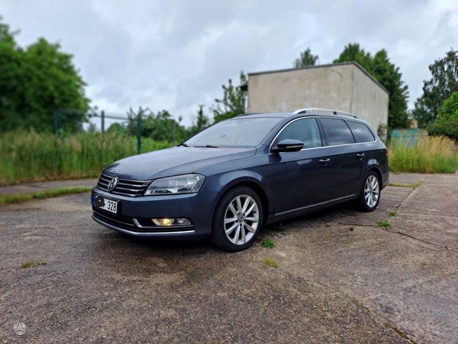 Pelēks Volkswagen Passat 2011 Elektrėnai, ar dzinēja tilpumu 1.97 L un nobraukumu 328 tūkst. km par 4400 €, foto 4 vietnē AUTOMOTO.COM.LV