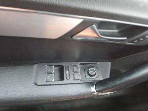 Pelēks Volkswagen Passat 2011 Elektrėnai, ar dzinēja tilpumu 1.97 L un nobraukumu 328 tūkst. km par 4400 €, foto 7 vietnē AUTOMOTO.COM.LV