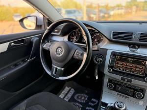 Grey Volkswagen Passat 2011 in Vilkaviskis, with an engine capacity of 1.97 L and mileage of 246 thousand km for 5999 €, photo 15 on AUTOMOTO.COM.LV