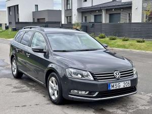 Pelēks Volkswagen Passat 2011 Viļņa, ar dzinēja tilpumu 1.97 L un nobraukumu 310 tūkst. km par 4700 €, foto  vietnē AUTOMOTO.COM.LV