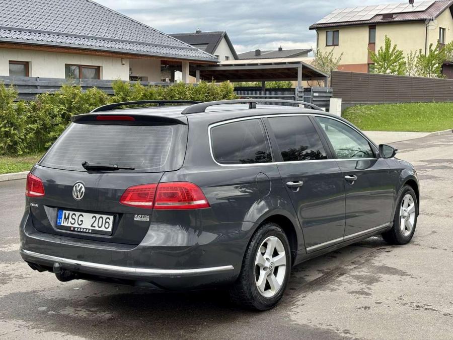 Pelēks Volkswagen Passat 2011 Viļņa, ar dzinēja tilpumu 1.97 L un nobraukumu 310 tūkst. km par 4700 €, foto 4 vietnē AUTOMOTO.COM.LV