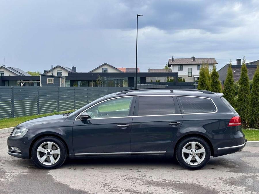 Pelēks Volkswagen Passat 2011 Viļņa, ar dzinēja tilpumu 1.97 L un nobraukumu 310 tūkst. km par 4700 €, foto 7 vietnē AUTOMOTO.COM.LV