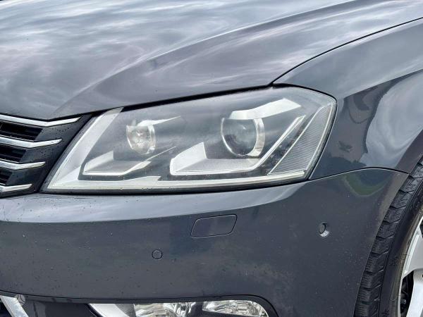 Grey Volkswagen Passat 2011 in Vilnius, with an engine capacity of 1.97 L and mileage of 310 thousand km for 4700 €, photo 9 on AUTOMOTO.COM.LV