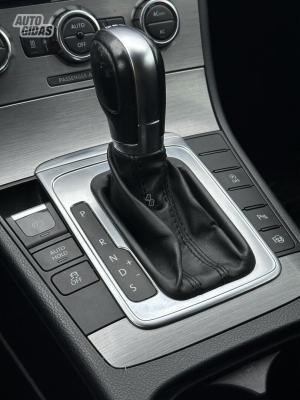 Grey Volkswagen Passat 2012 in Kaunas, with an engine capacity of 2.00 L and mileage of 259 thousand km for 5500 €, photo 10 on AUTOMOTO.COM.LV