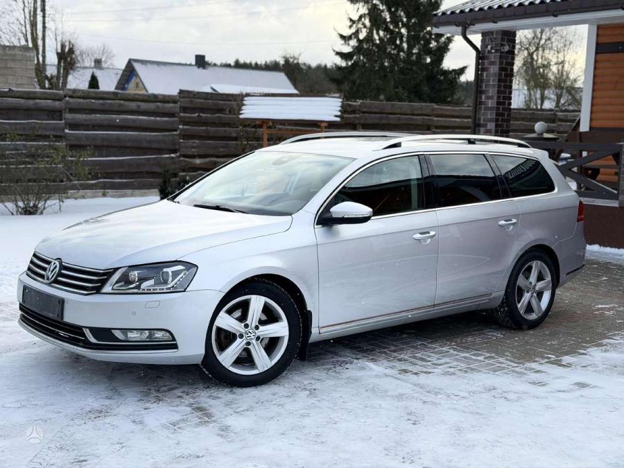 Grey Volkswagen Passat 2012 in Salcininkai, with an engine capacity of 1.97 L and mileage of 370 thousand km for 5950 €, photo 5 on AUTOMOTO.COM.LV