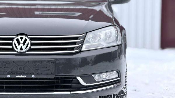 Grey Volkswagen Passat 2012 in Ukmerge, with an engine capacity of 1.98 L and mileage of 241 thousand km for 4200 €, photo 8 on AUTOMOTO.COM.LV