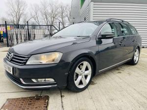 Pelēks Volkswagen Passat 2012 Raseiniai, ar dzinēja tilpumu 2.00 L un nobraukumu 245 tūkst. km par 2780 €, foto 2 vietnē AUTOMOTO.COM.LV