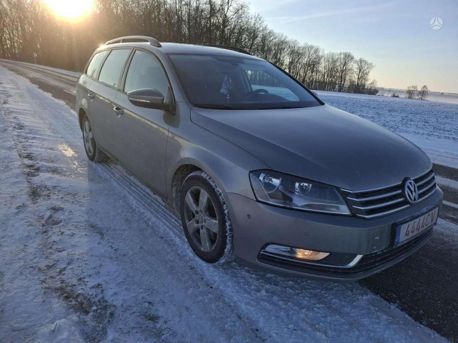 Серый Фольксваген Пассат 2012 в Мариямполе, объемом двигателя 1.97 л и пробегом 254 тыс. км за 5300 €, фото 6 на AUTOMOTO.COM.LV